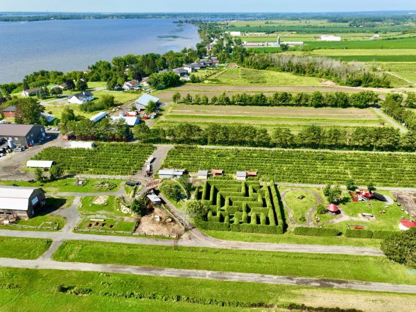 FARM JOB: Notre-Dame de l'île-Perrot, QC - Quinn Farm, Multi-Skilled ...